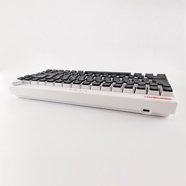 Three-mode connection mechanical keyboard